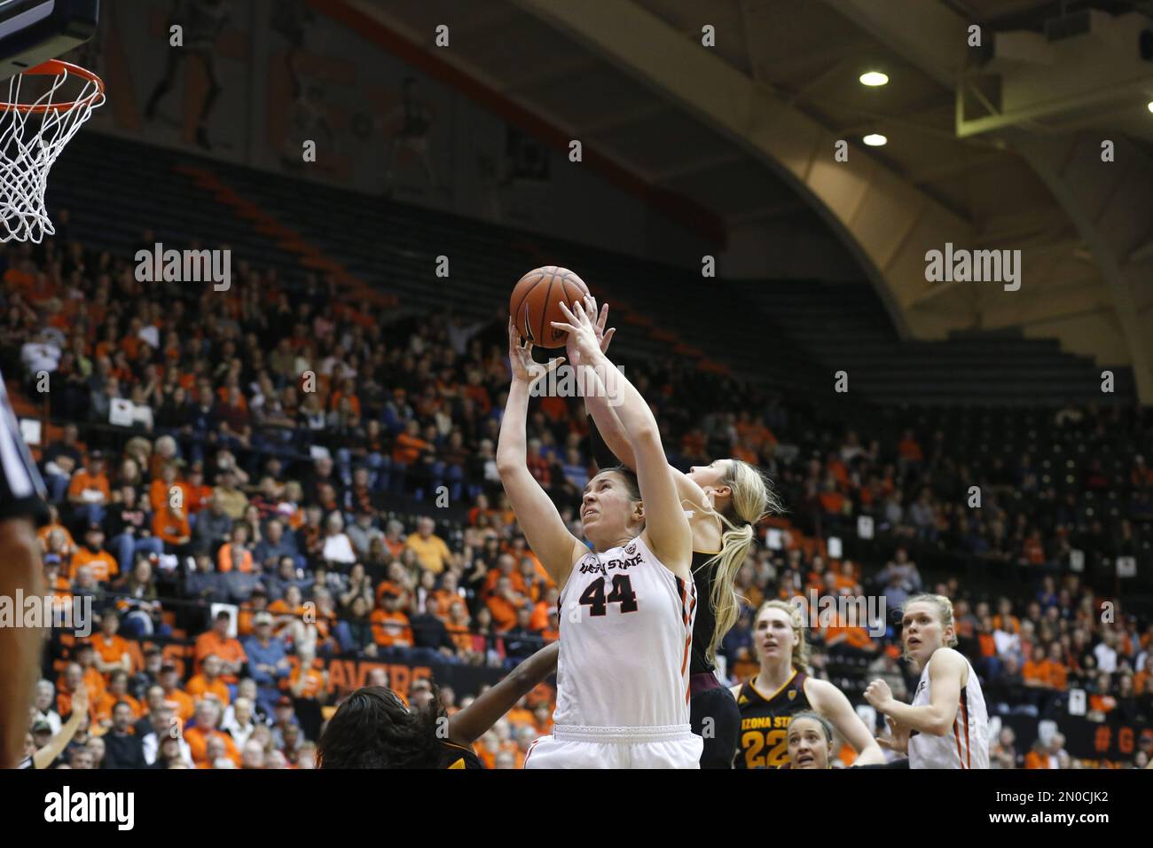 Oregon State's Ruth Hamblin (44) in the second half of an NCAA college ...