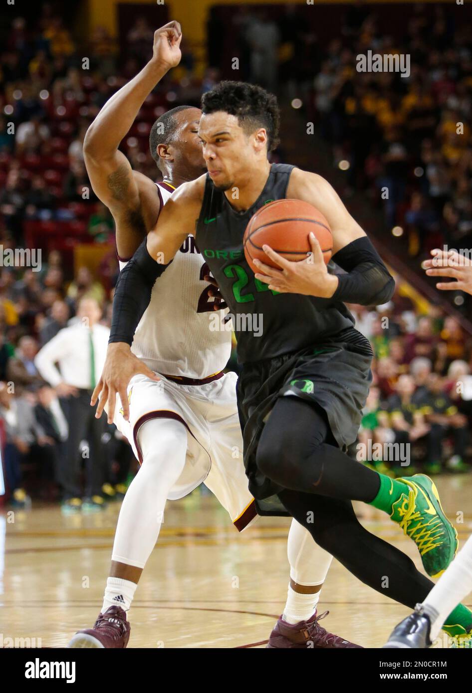 Oregon forward Dillon Brooks (24) during the second half of an NCAA ...