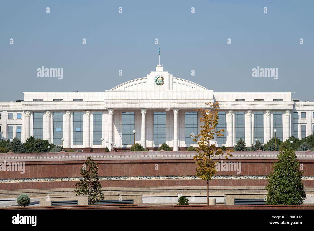 Uzbekistan government building hi-res stock photography and images - Alamy