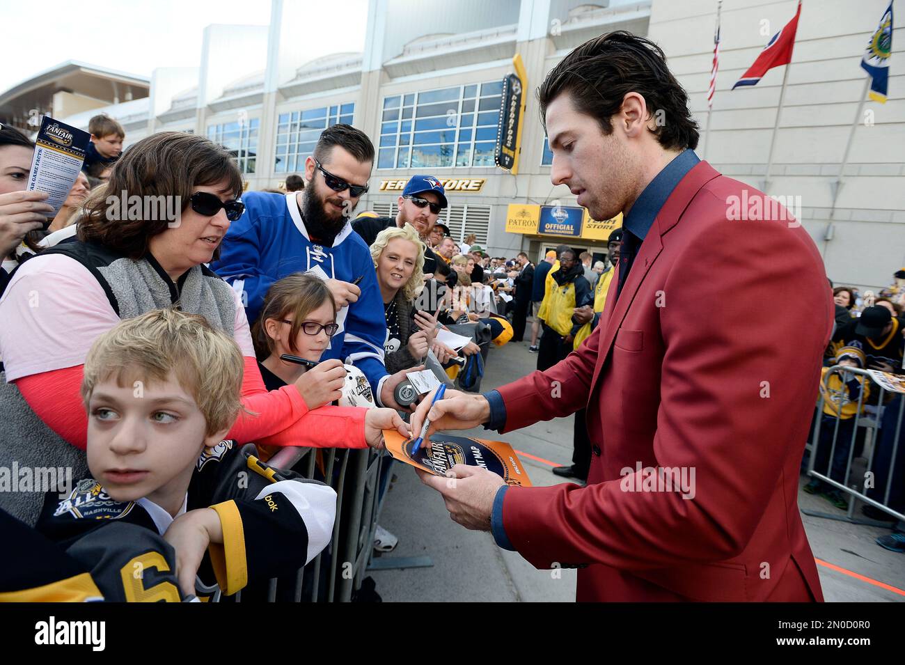 Nashville Predators forward James Neal signs autographs as he arrives ...