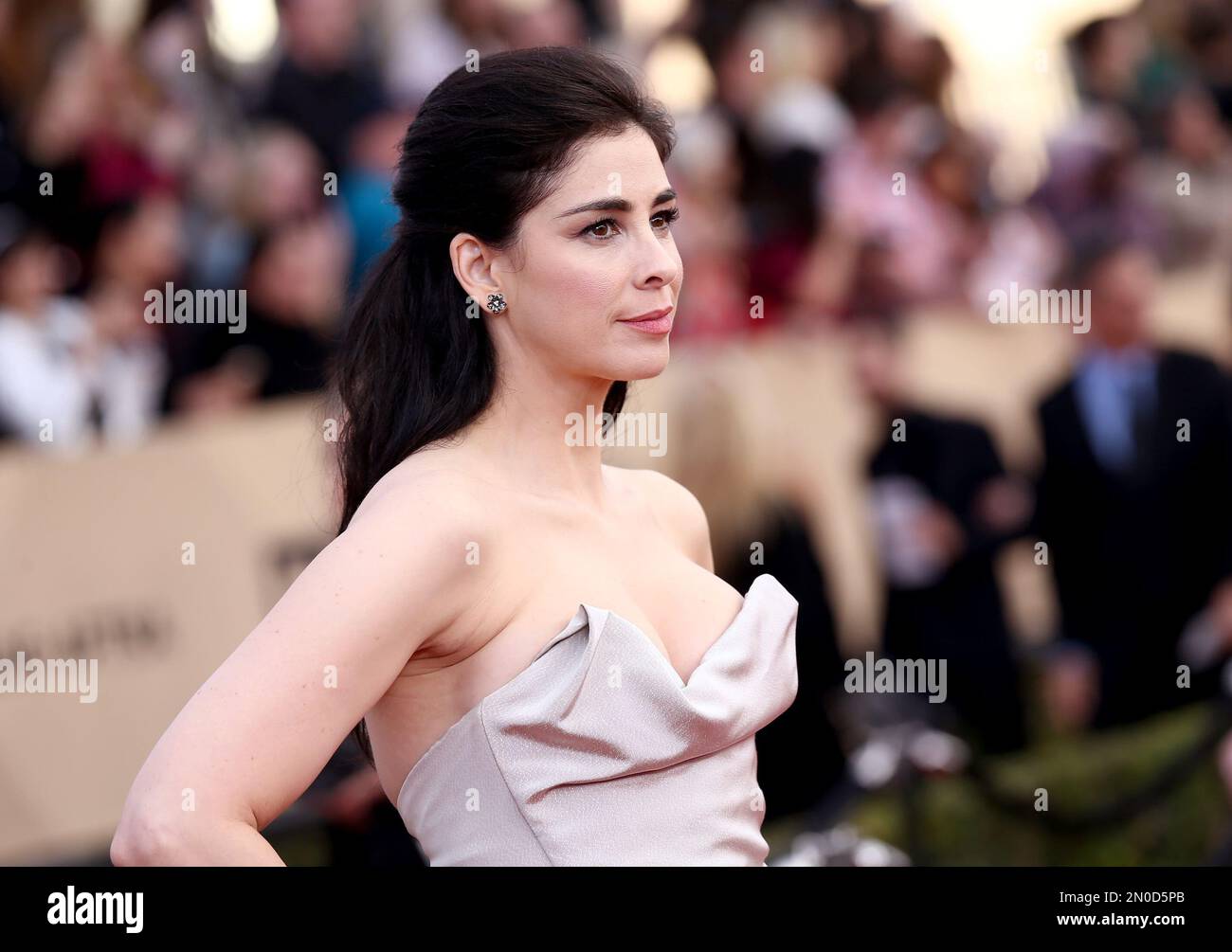 Sarah Silverman arrives at the 22nd annual Screen Actors Guild Awards ...