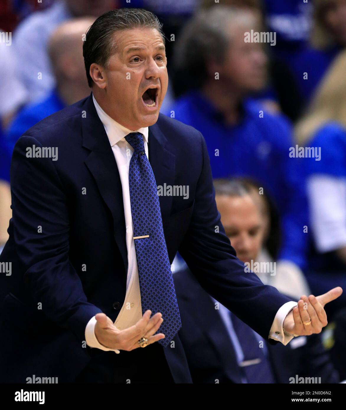 Kentucky coach John Calipari directs his team during the first half of ...