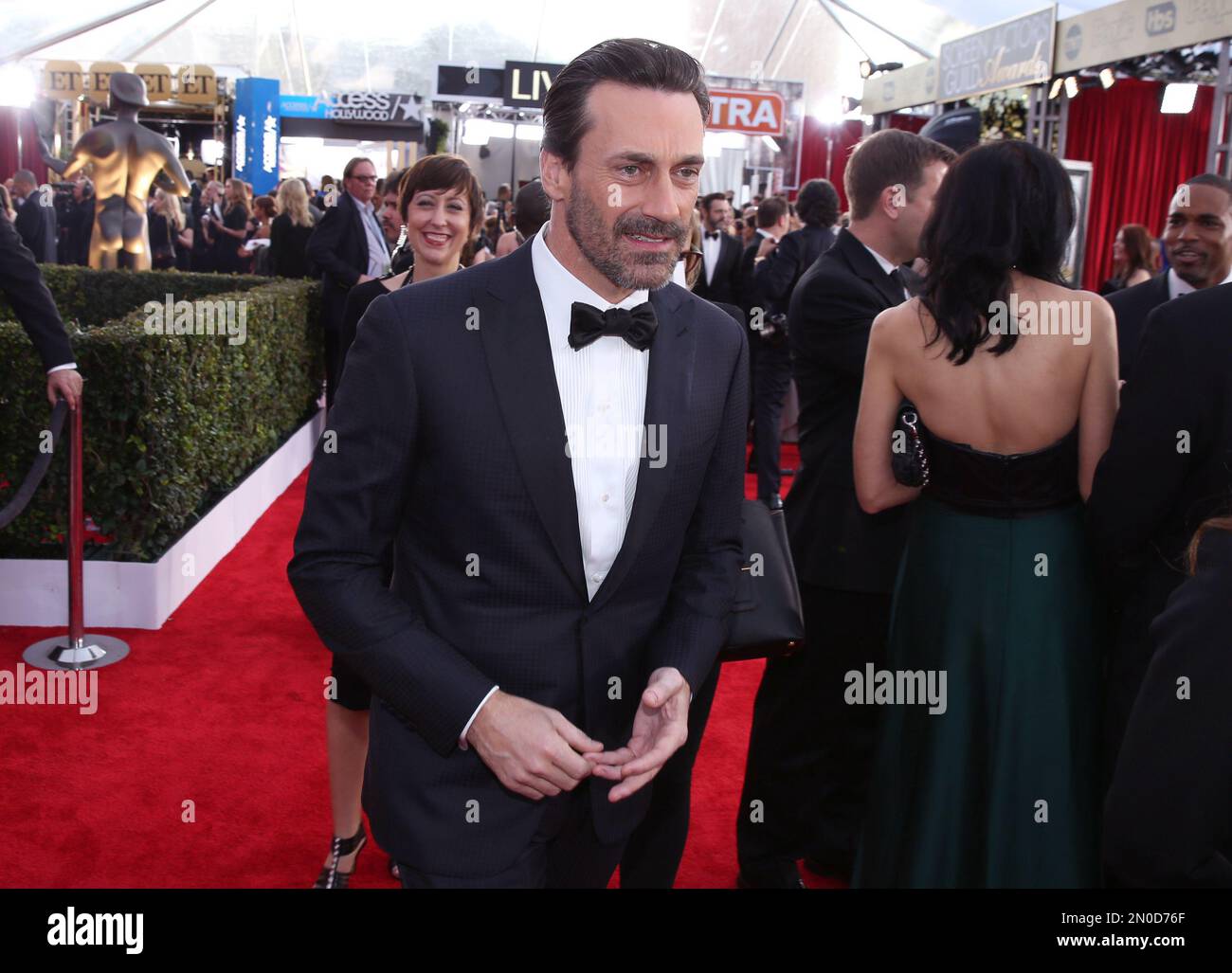 Jon Hamm arrives at the 22nd annual Screen Actors Guild Awards at the ...