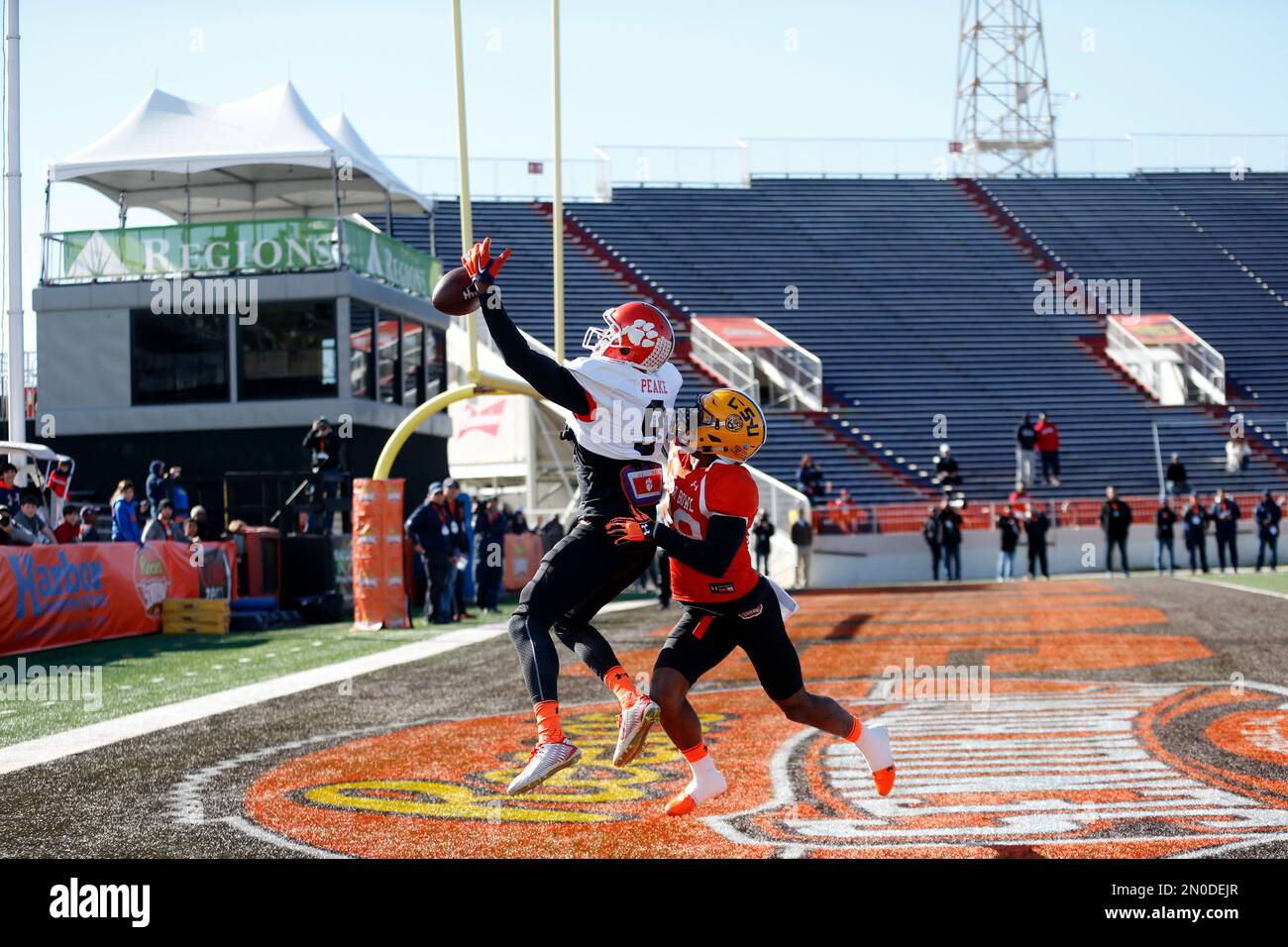Clemson wide receiver Charone Peake (9) runs through drills during NCAA ...