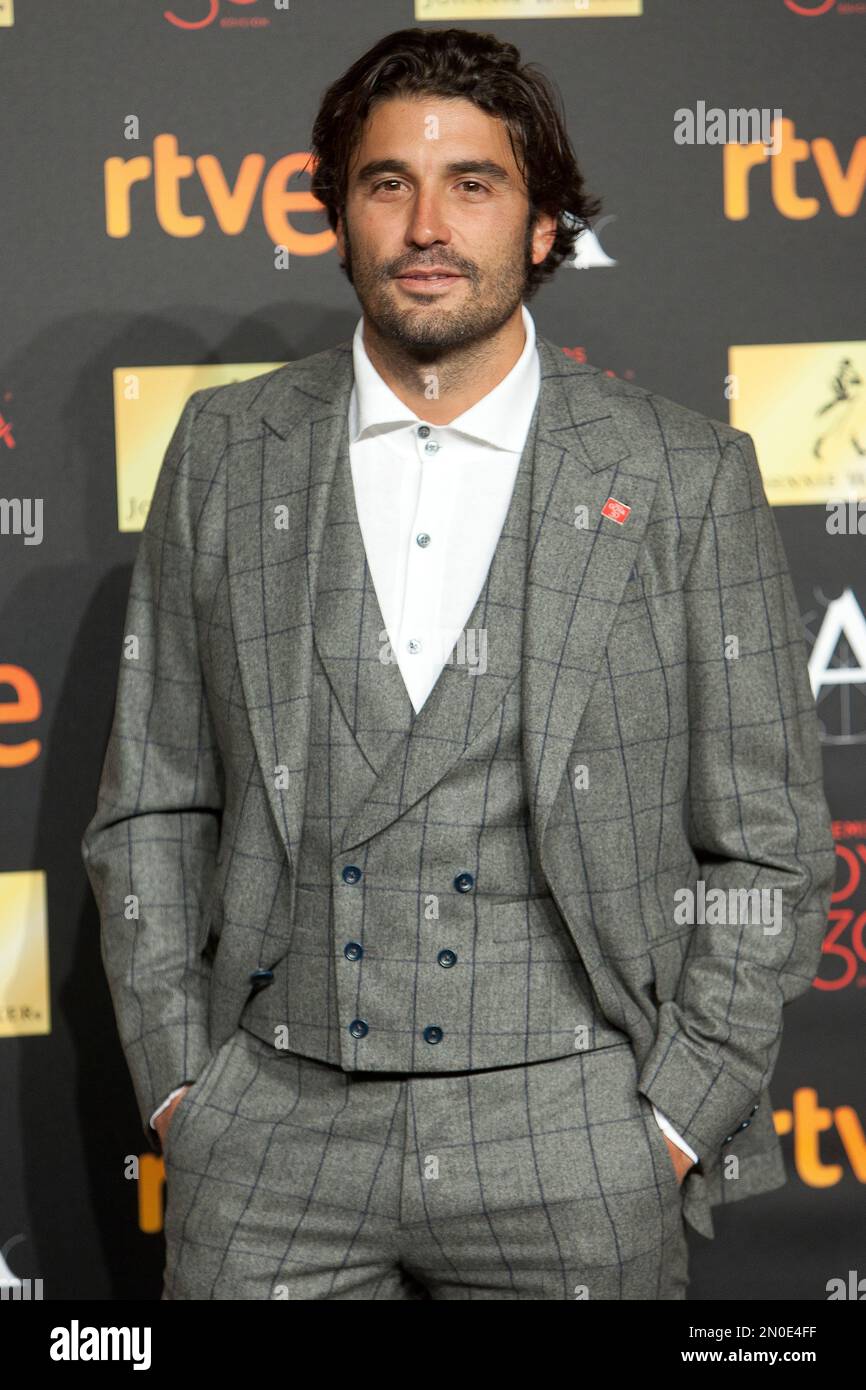 Spanish actor Alex Garcia poses for photographers before the diner of ...