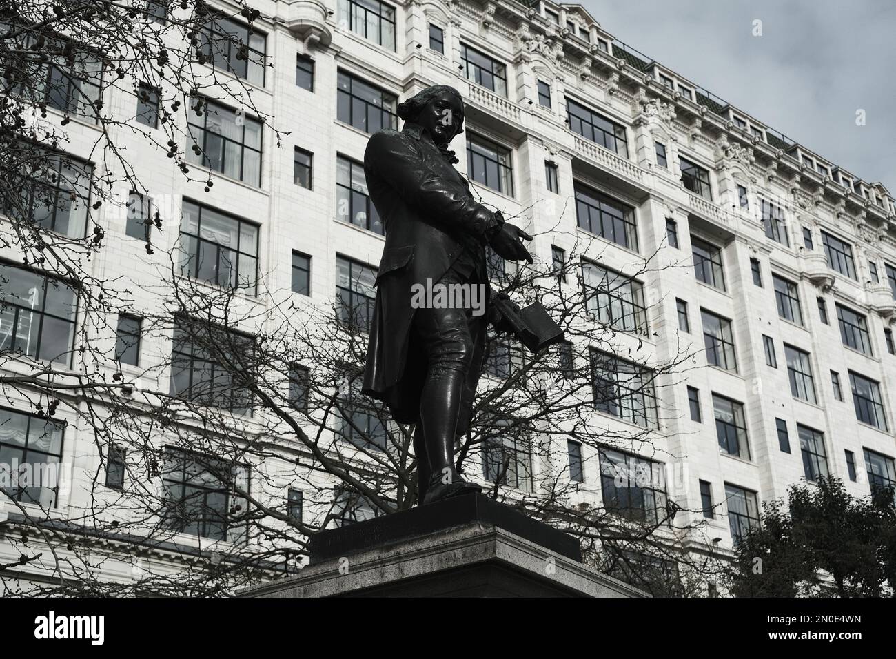 Robert Raikes Memorial Stock Photo - Alamy