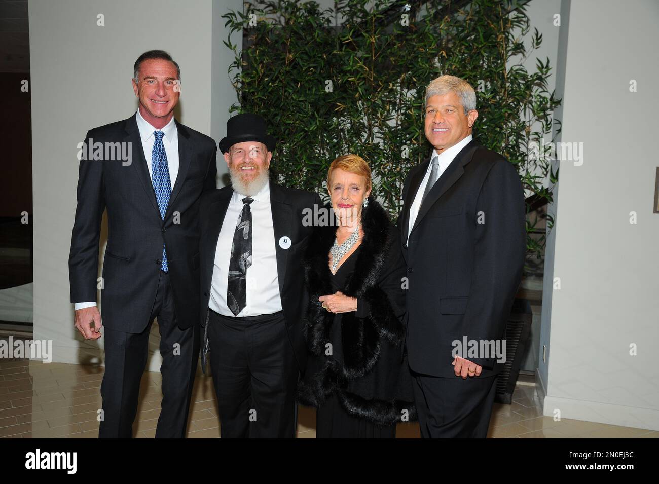 From left: Honoree Robert Landes, honorary co-chairs Rabbi Mark ...