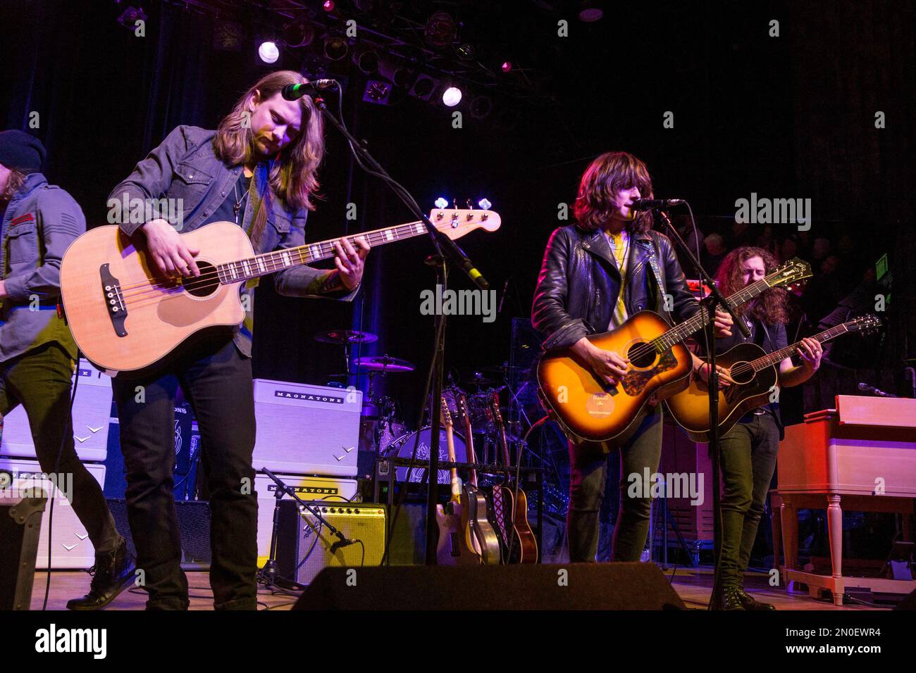 Tyler Bryant & The Shakedown opens for Billy Gibbons and the BFGs at ...