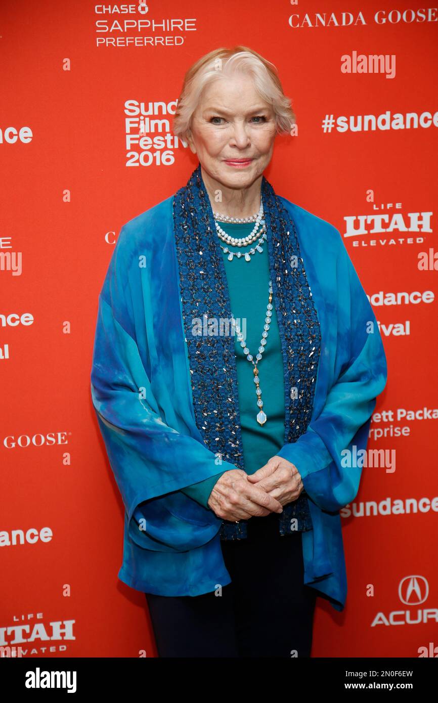 Actress Ellen Burstyn poses at the premiere of "Wiener-Dog" during the ...