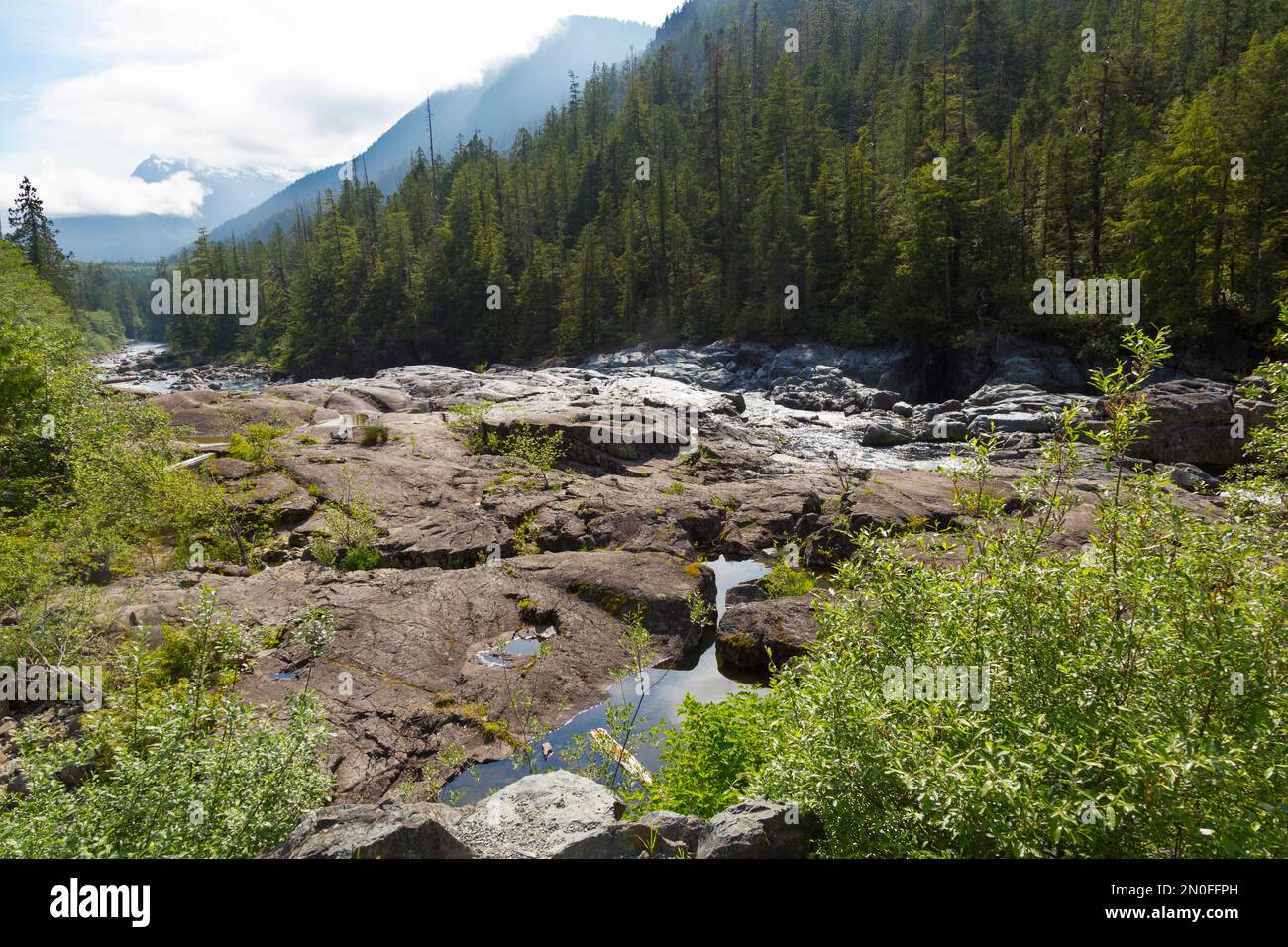 View rocks rock pools on hi-res stock photography and images - Alamy