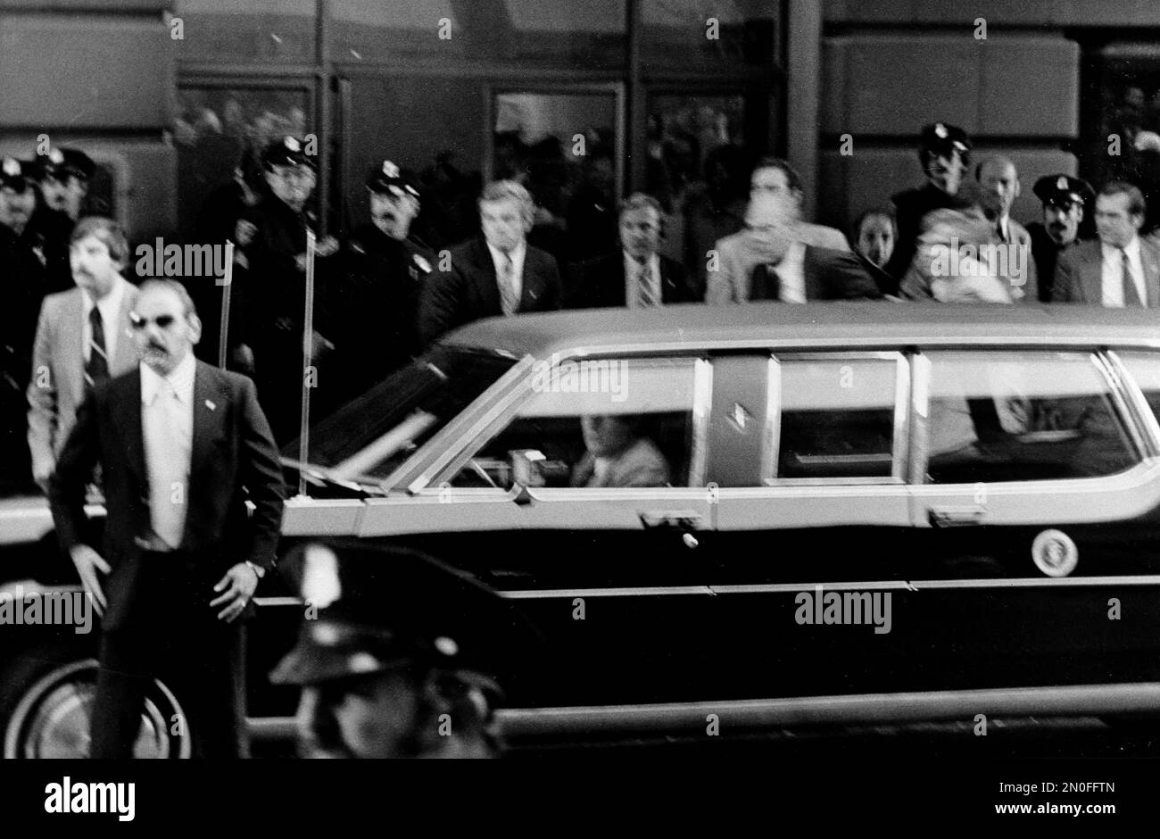 President Gerald Ford and Secret Service officers looked like this just ...