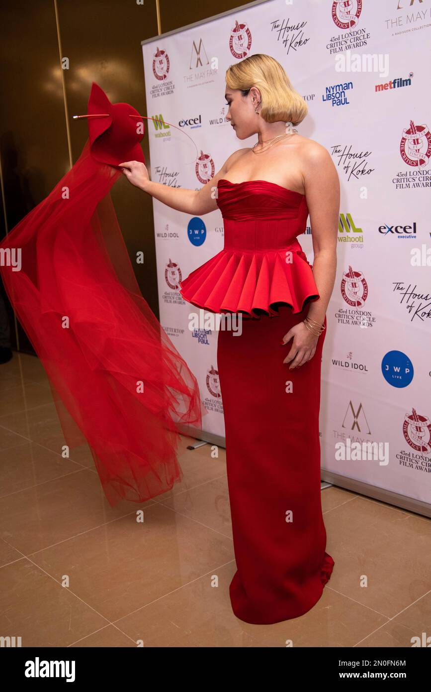 Florence Pugh poses for photographers upon arrival at the Critics ...