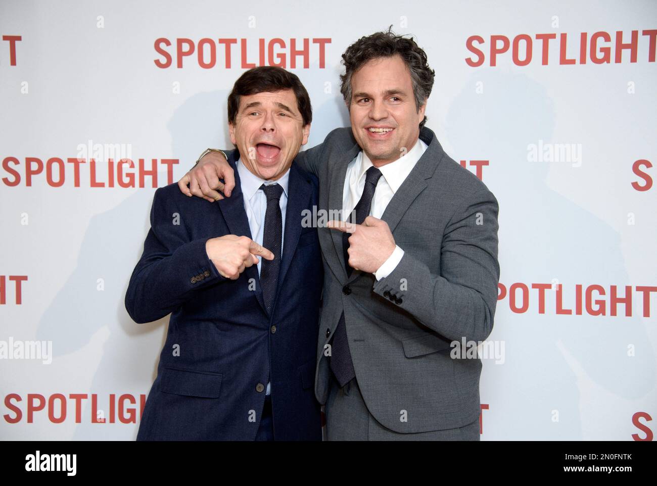 Mark Ruffalo, right and Spotlight reporter Mike Rezendes pose for ...