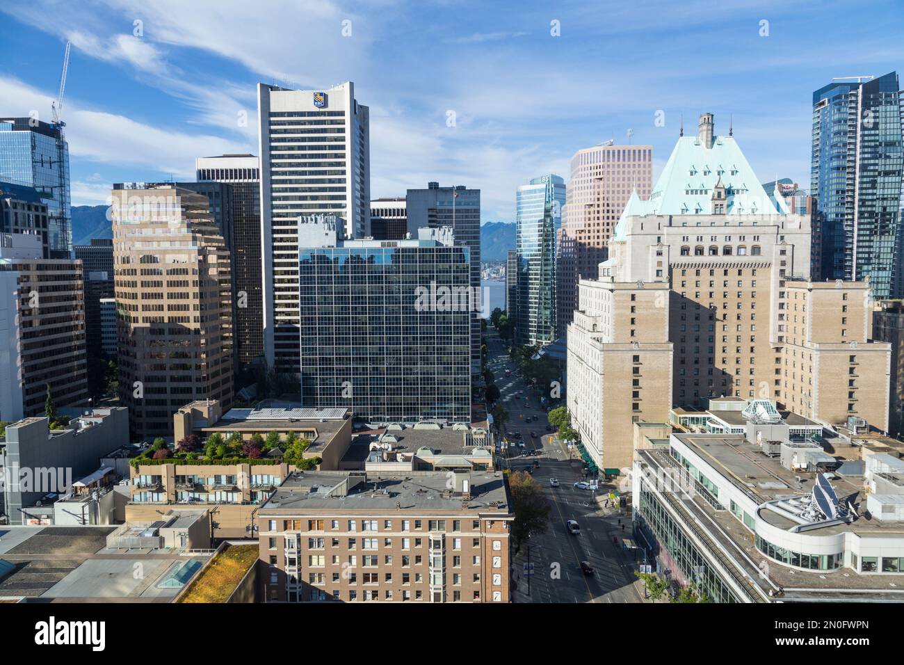 Vancouver aerial skyline hi-res stock photography and images - Alamy