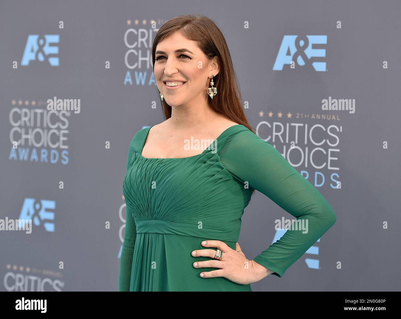 Mayim Bialik arrives at the 21st annual Critics' Choice Awards at the ...