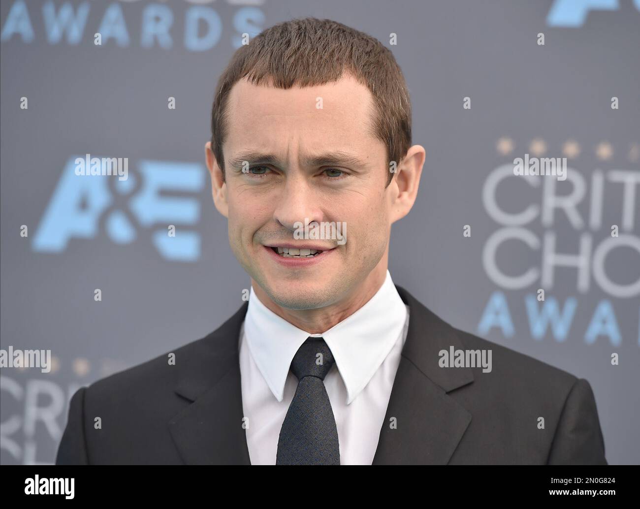 Hugh Dancy arrives at the 21st annual Critics' Choice Awards at the ...