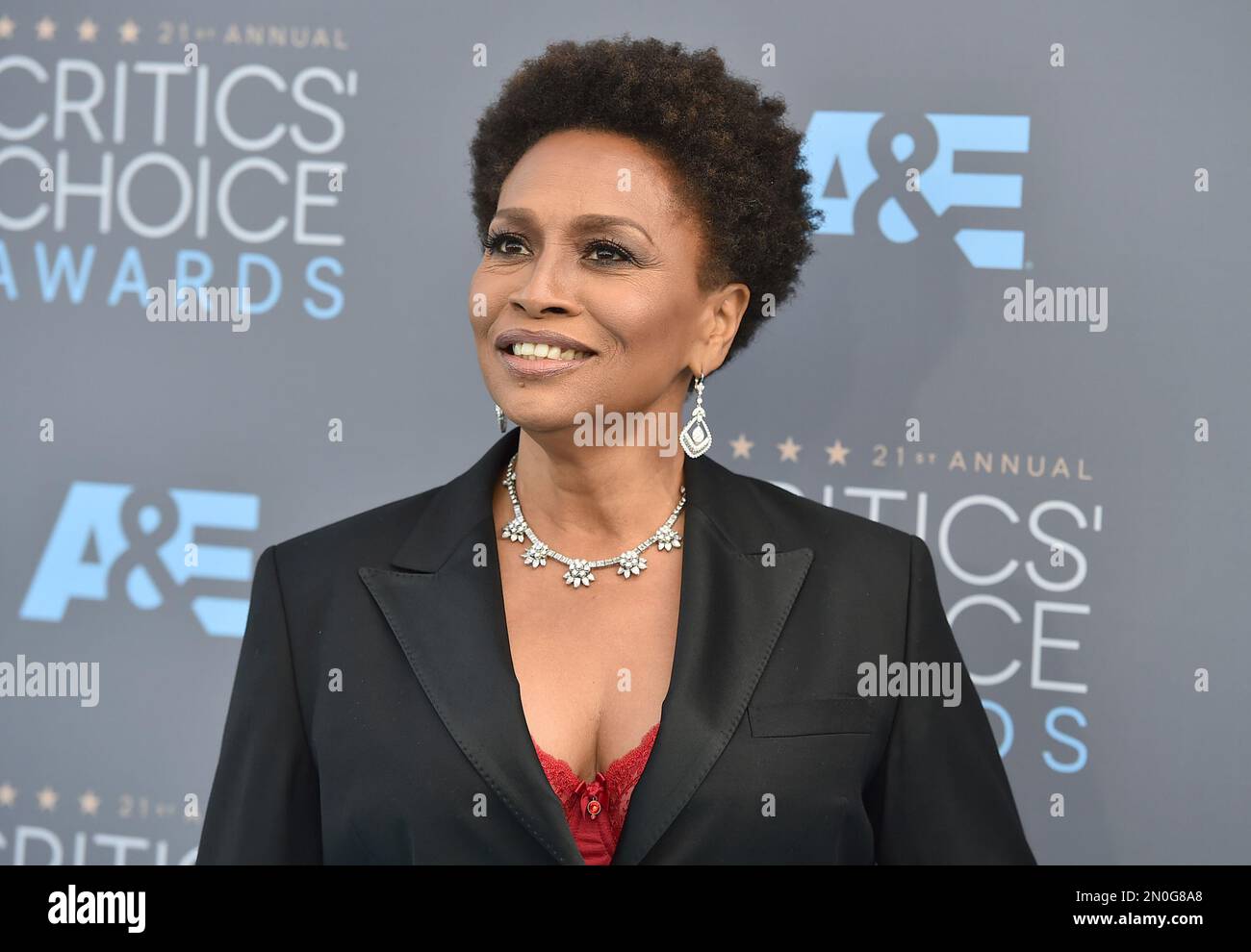 Jenifer Lewis arrives at the 21st annual Critics' Choice Awards at the ...