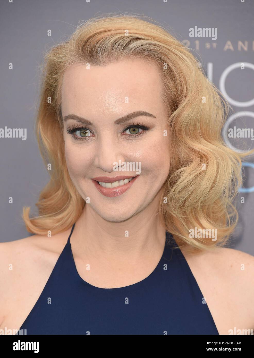 Wendi McLendon-Covey arrives at the 21st annual Critics' Choice Awards ...