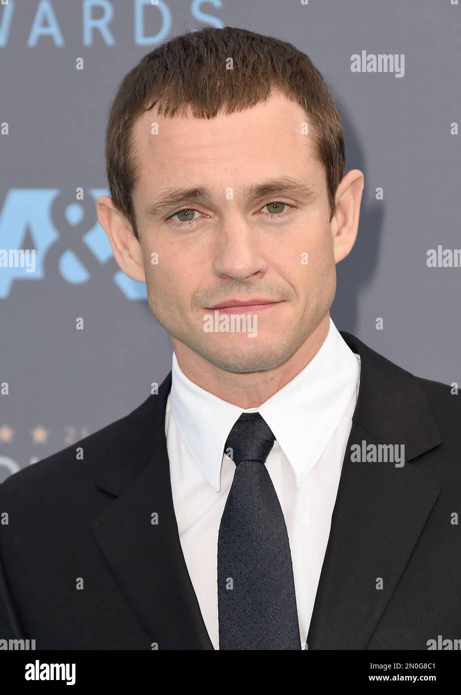 Hugh Dancy arrives at the 21st annual Critics' Choice Awards at the ...