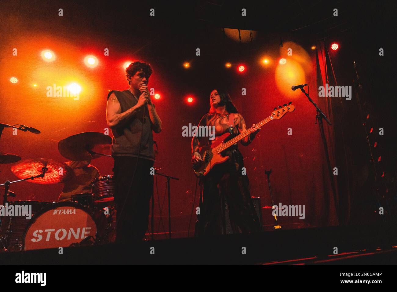 Fin power singer hi-res stock photography and images - Alamy
