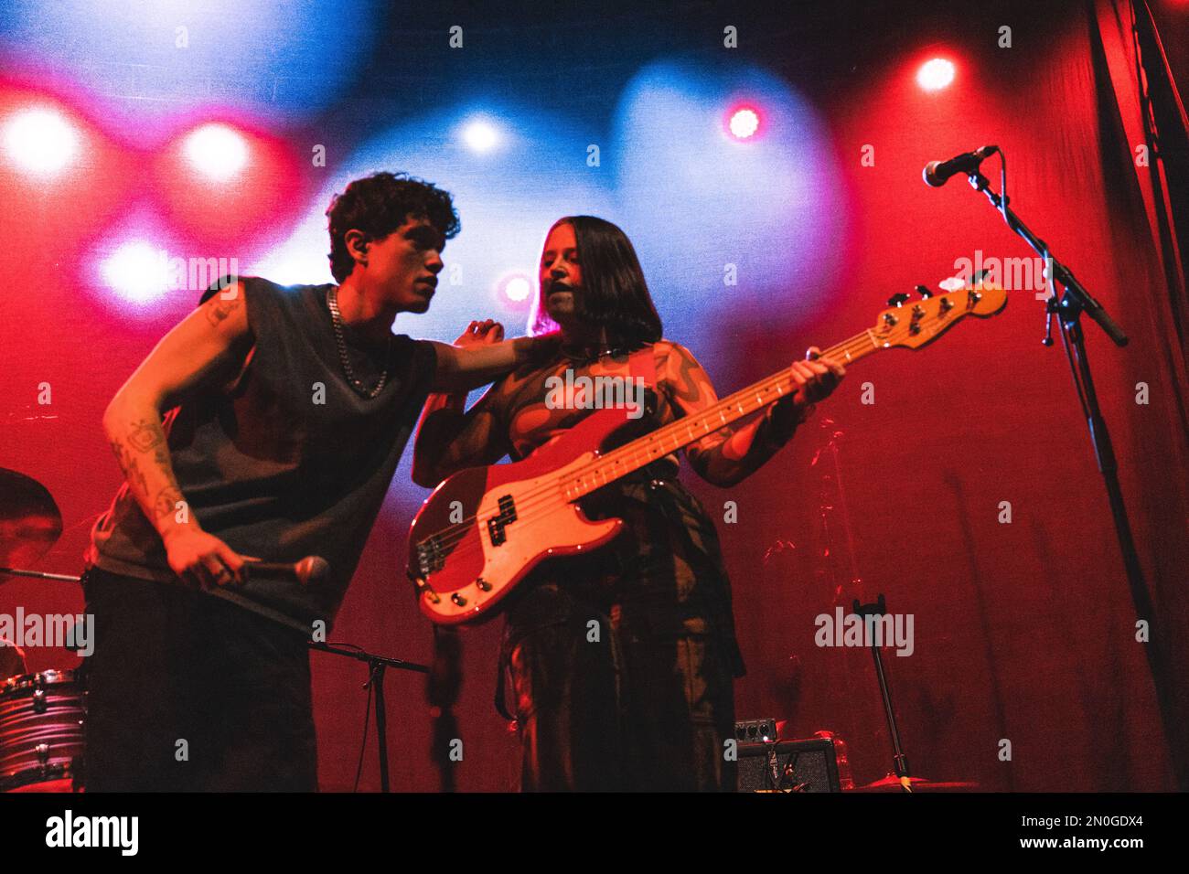 Fin power singer hi-res stock photography and images - Alamy