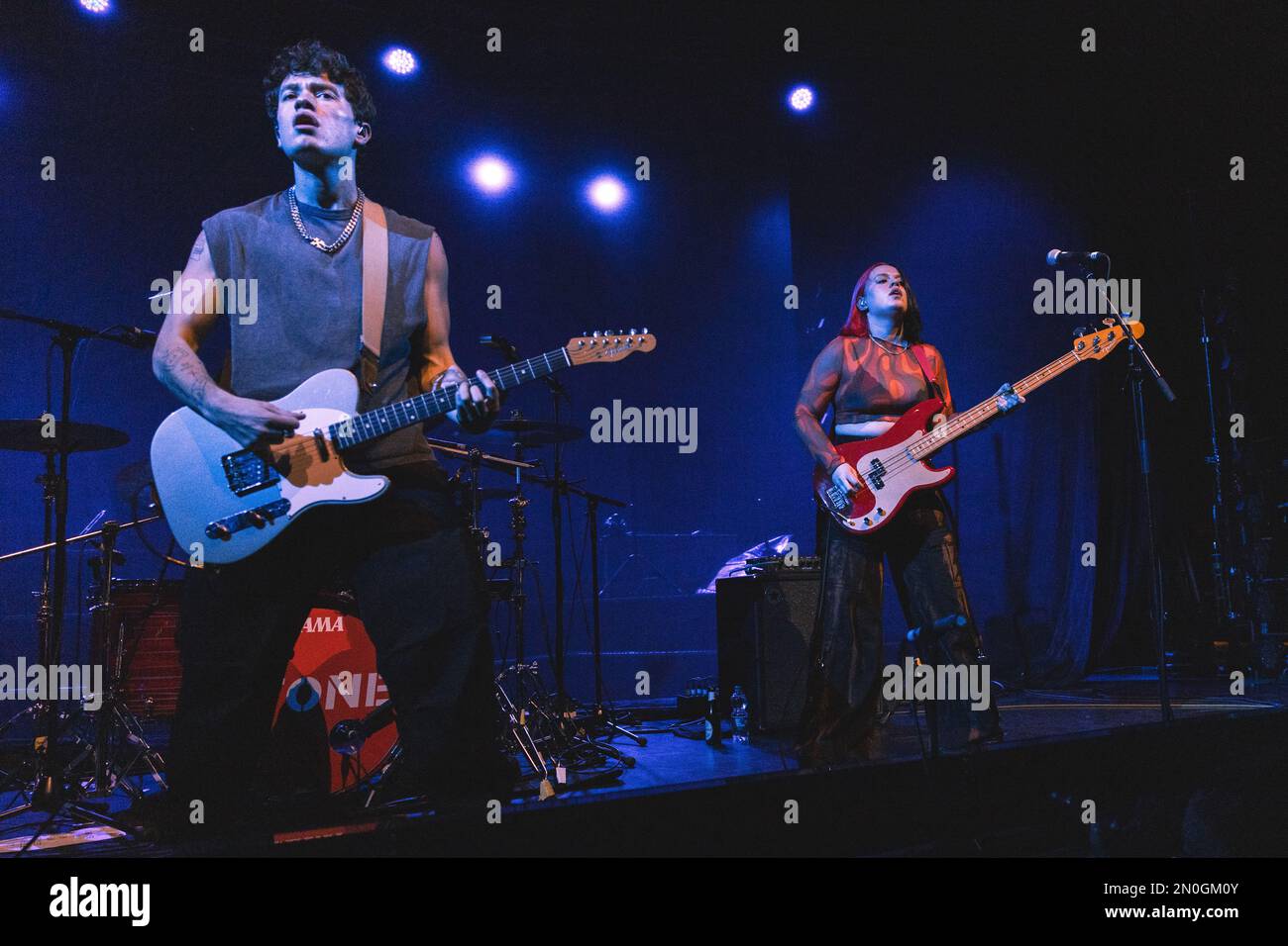 Fin power singer hi-res stock photography and images - Alamy