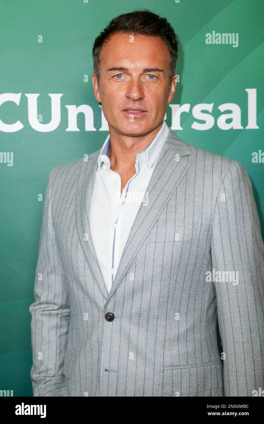 Julian McMahon arrives at the 2016 NBCUniversal Winter TCA at the ...