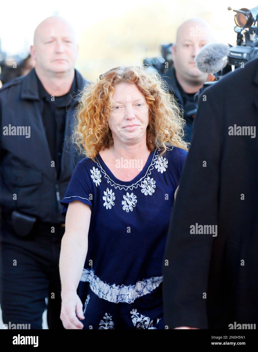 Tonya Couch, center, the mother of a Texas teen who used an 'affluenza ...