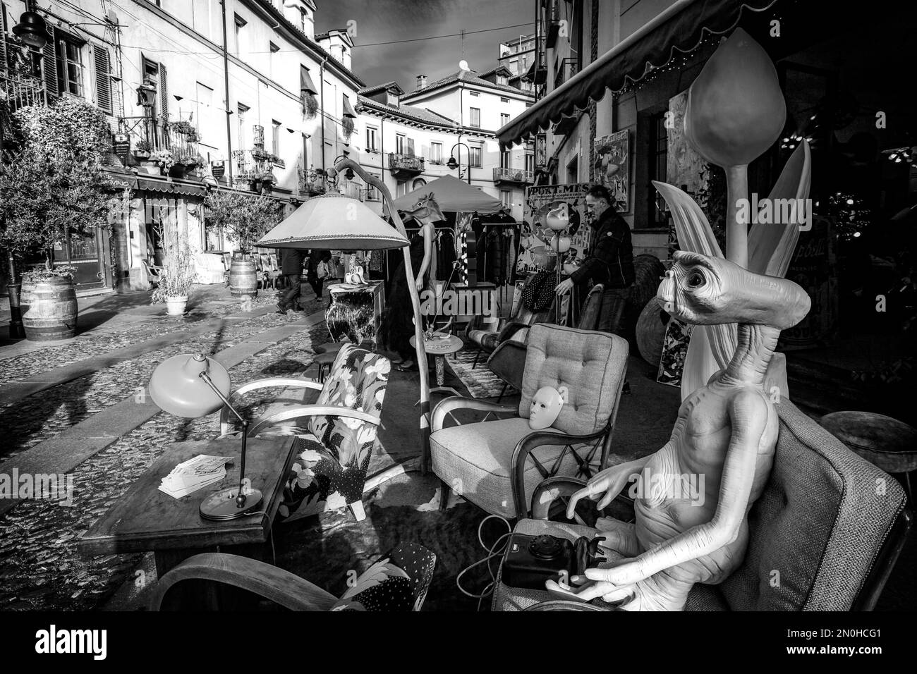 Et puppets Black and White Stock Photos & Images - Alamy