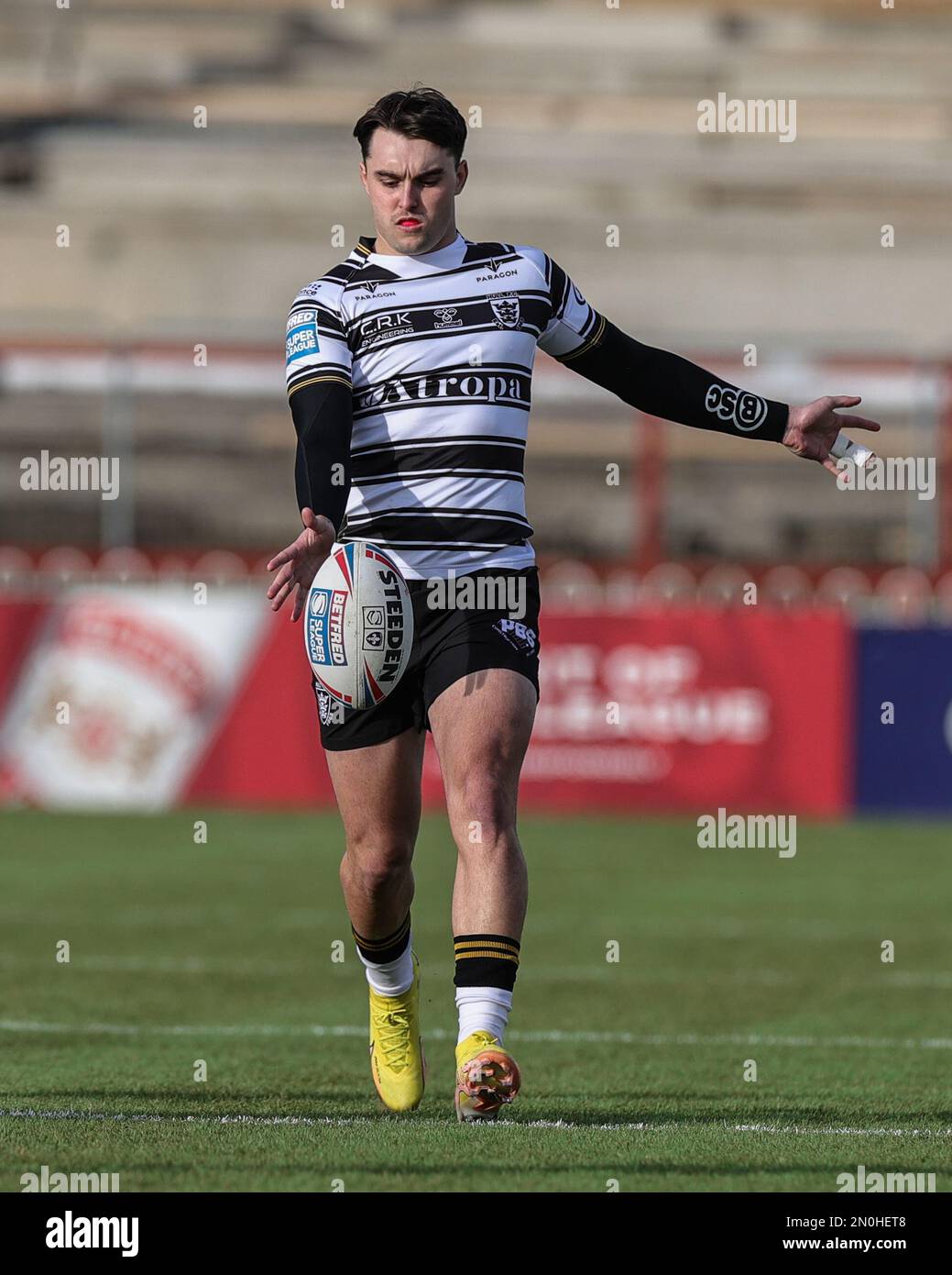 Wakefield rugby be well support stadium hi-res stock photography and ...