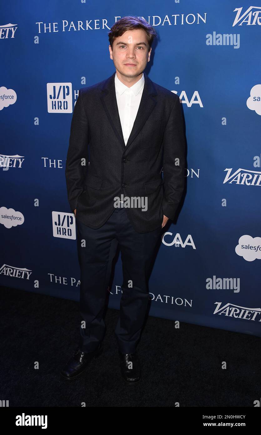 Emile Hirsch arrives at the 5th Annual Sean Penn & Friends HELP HAITI ...