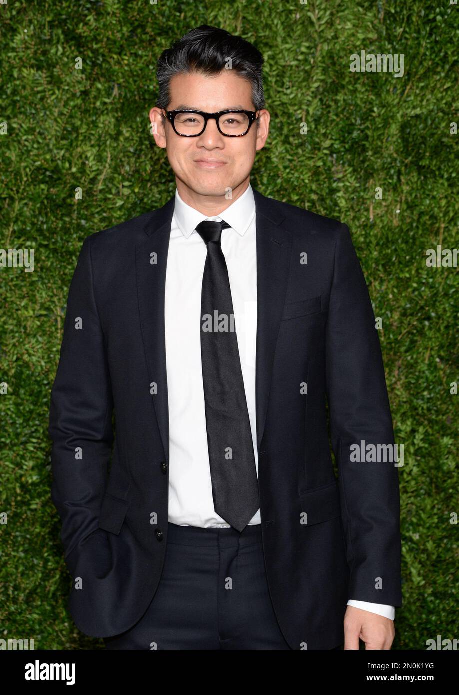 Peter Som attends the 12th Annual CFDA/Vogue Fashion Fund Awards at ...