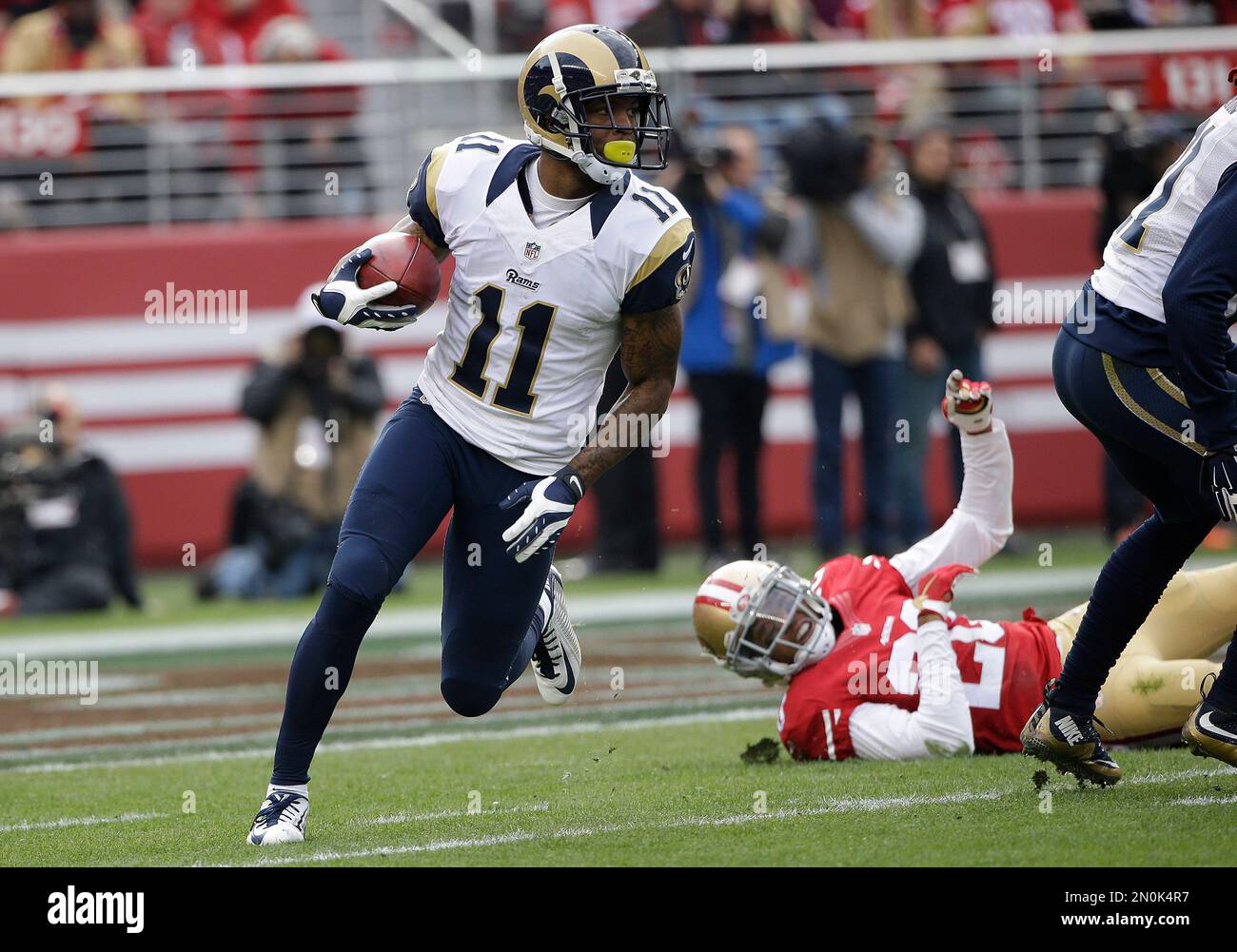 St. Louis Rams wide receiver Tavon Austin (11) runs against the San ...