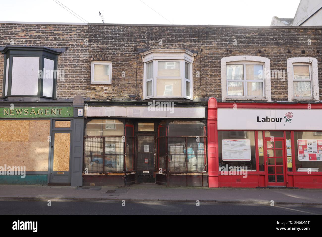 Run down neighbourhood hi-res stock photography and images - Alamy