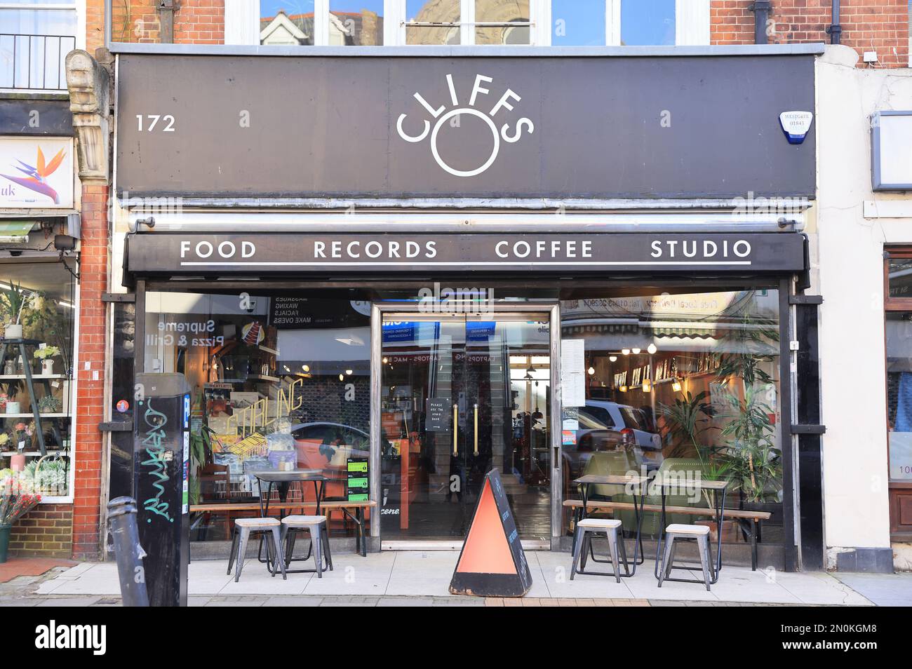 Cliffs, a friendly hipster store with roasted coffee, organic food ...