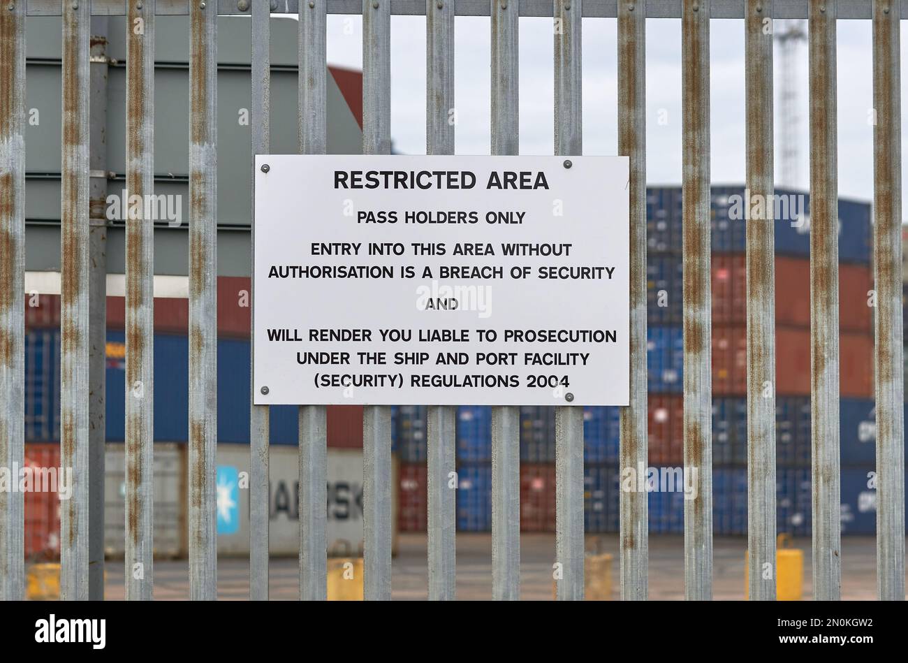 Restricted area sign on a fence Stock Photo - Alamy