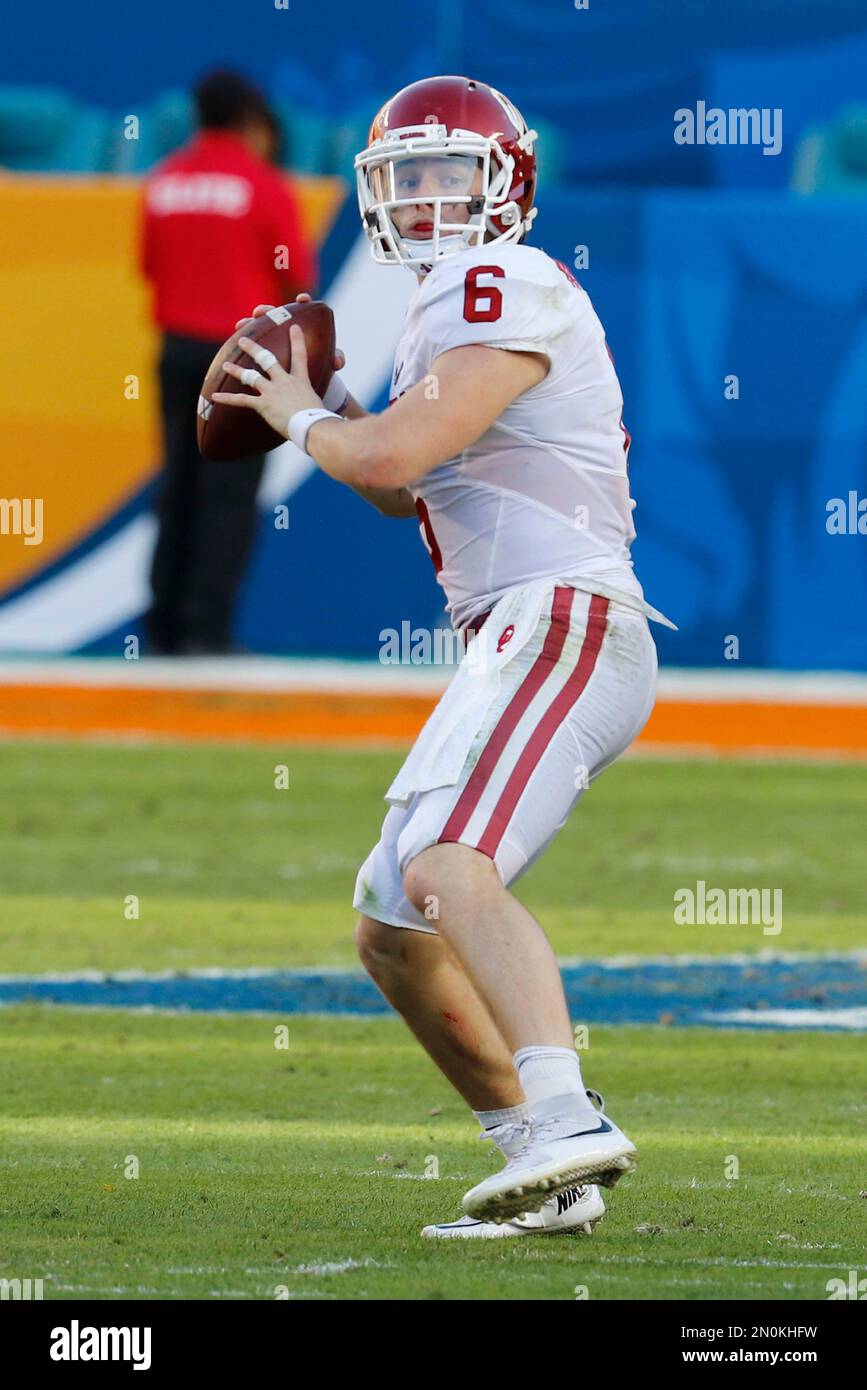Oklahoma quarterback Baker Mayfield (6) looks to pass during the first half of the Orange Bowl ...