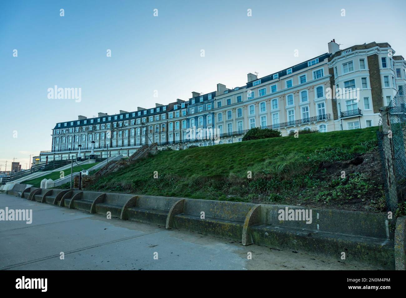Building divided into flats hi-res stock photography and images - Alamy