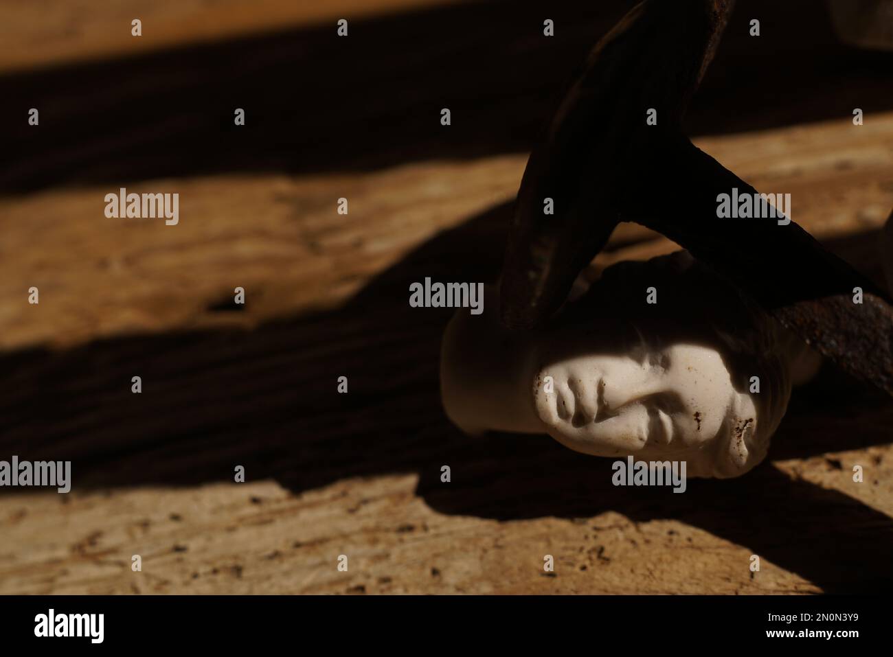 Broken statue of woman representing concept of violence Stock Photo - Alamy