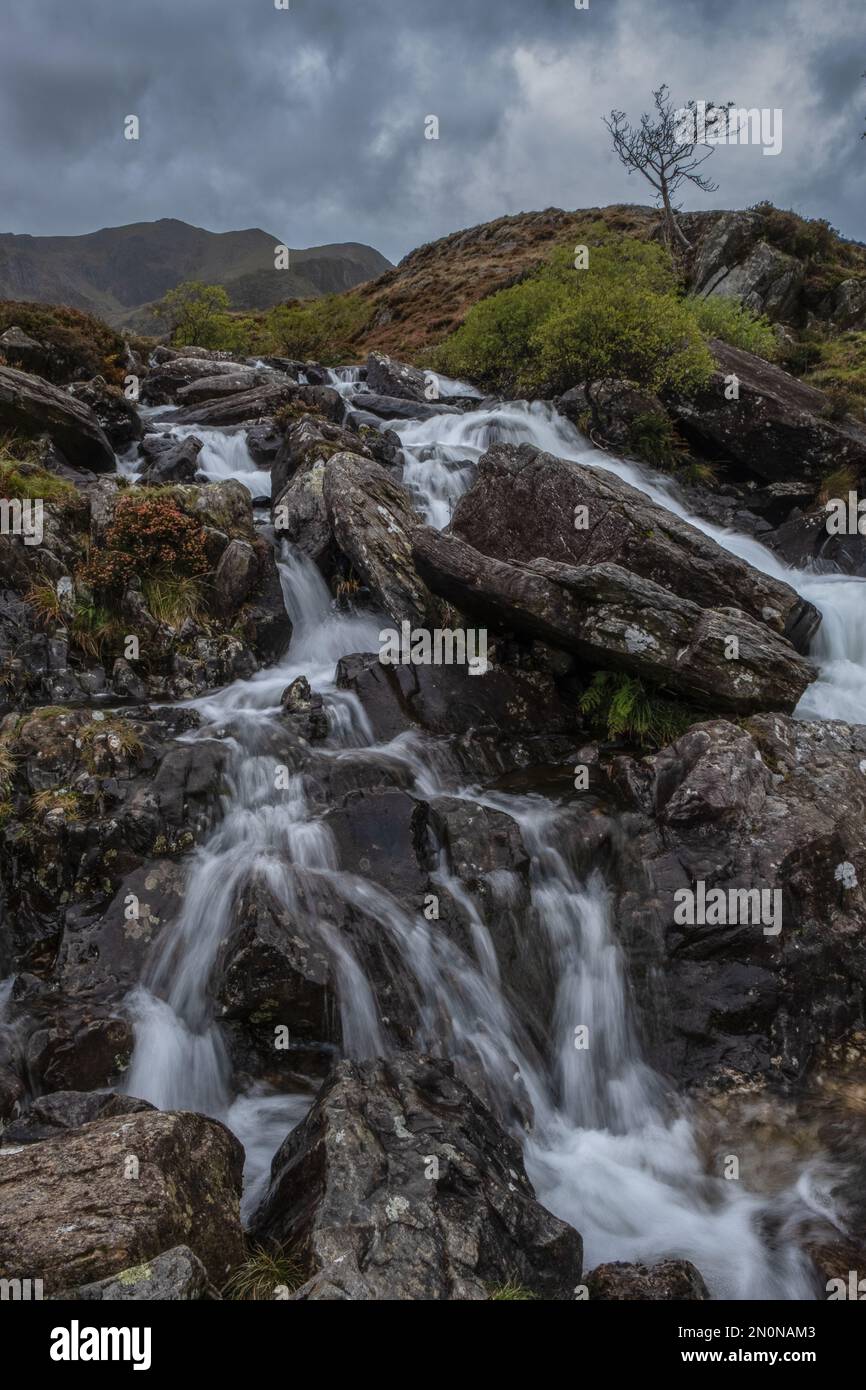 Idwal north wales hi-res stock photography and images - Alamy