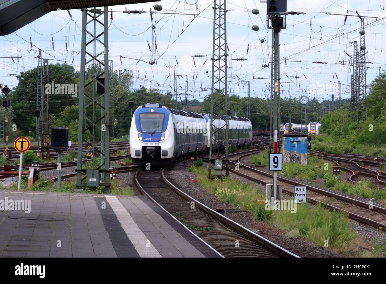 National Express-Triebwagen der Linie RE7 Rhein-Münsterland-Express ...
