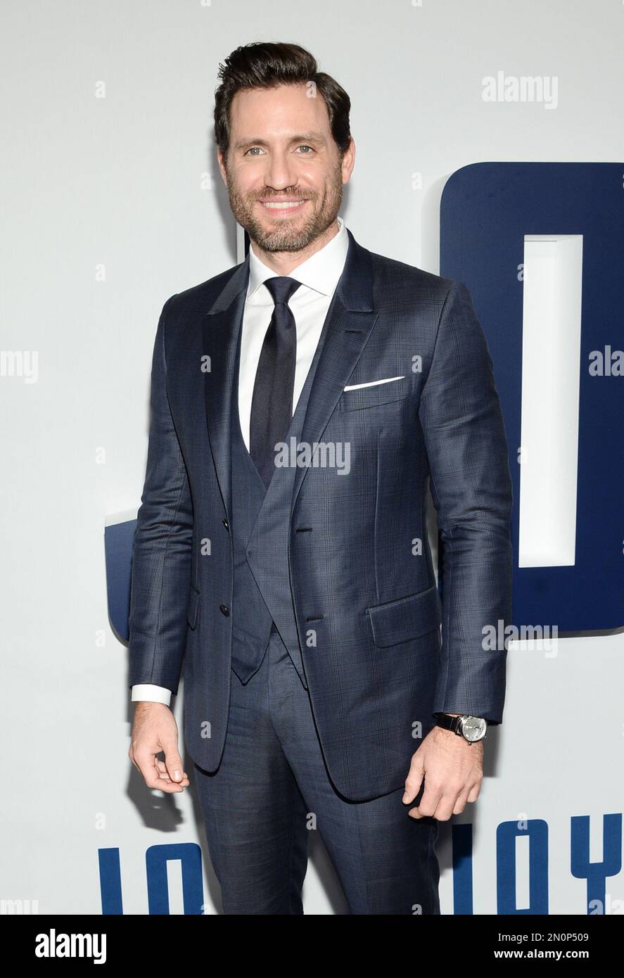 Edgar Ramirez attends the world premiere of "Joy" at the Ziegfeld ...