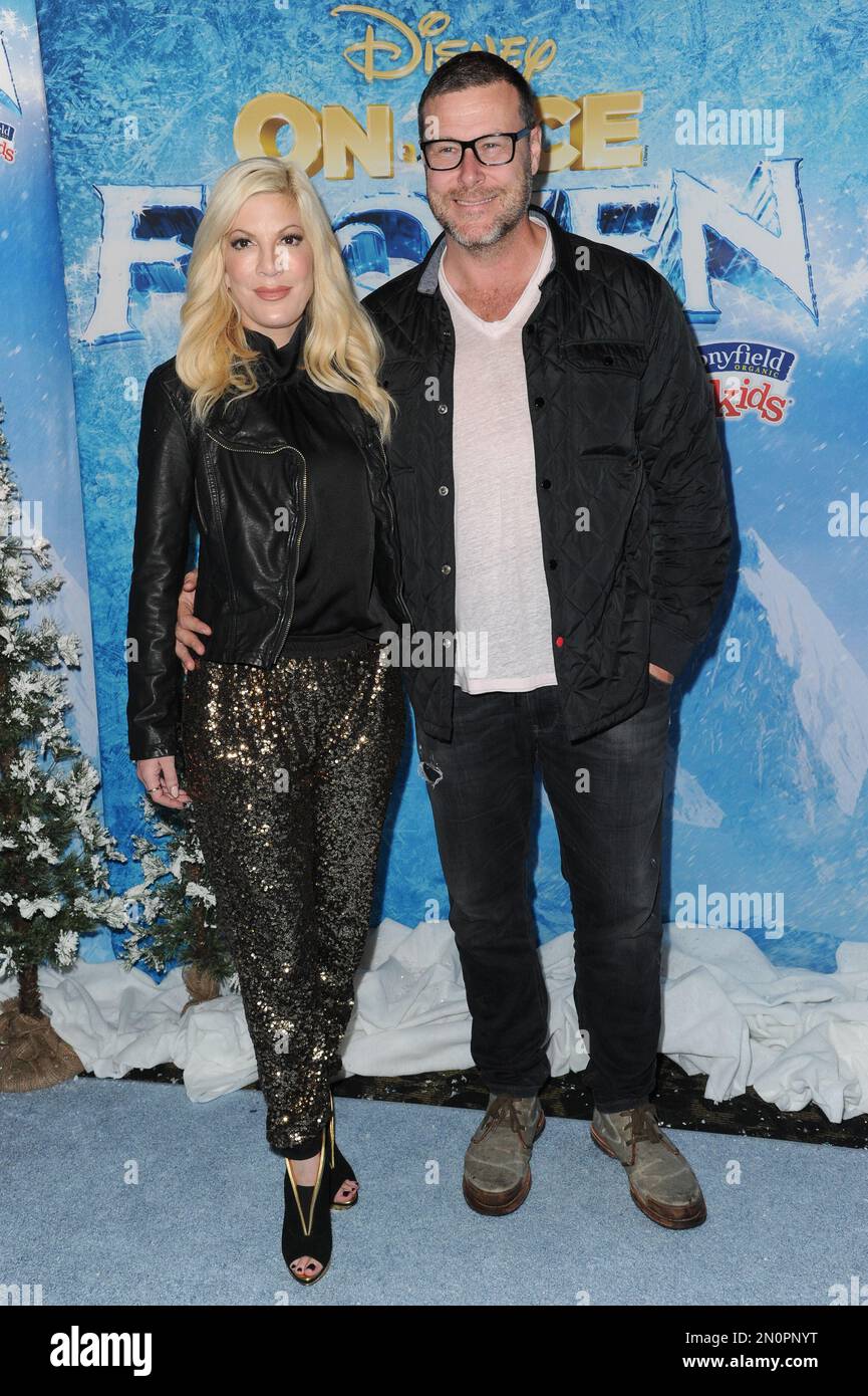 Actress Tori Spelling and Dean McDermott attend Frozen celebrity ...