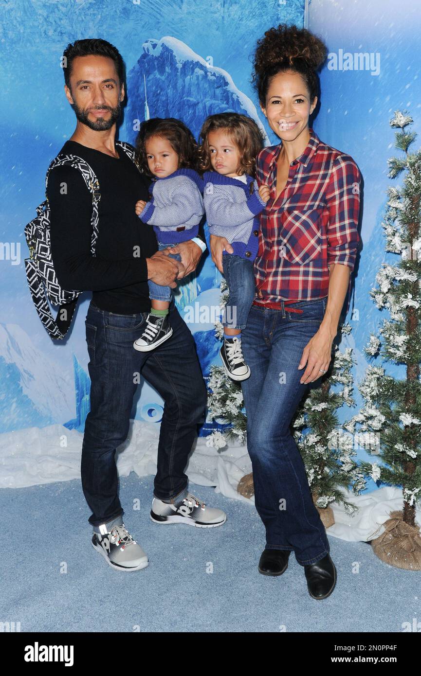 Kamar de los Reyes, left, and Sherri Saum attend Frozen celebrity ...