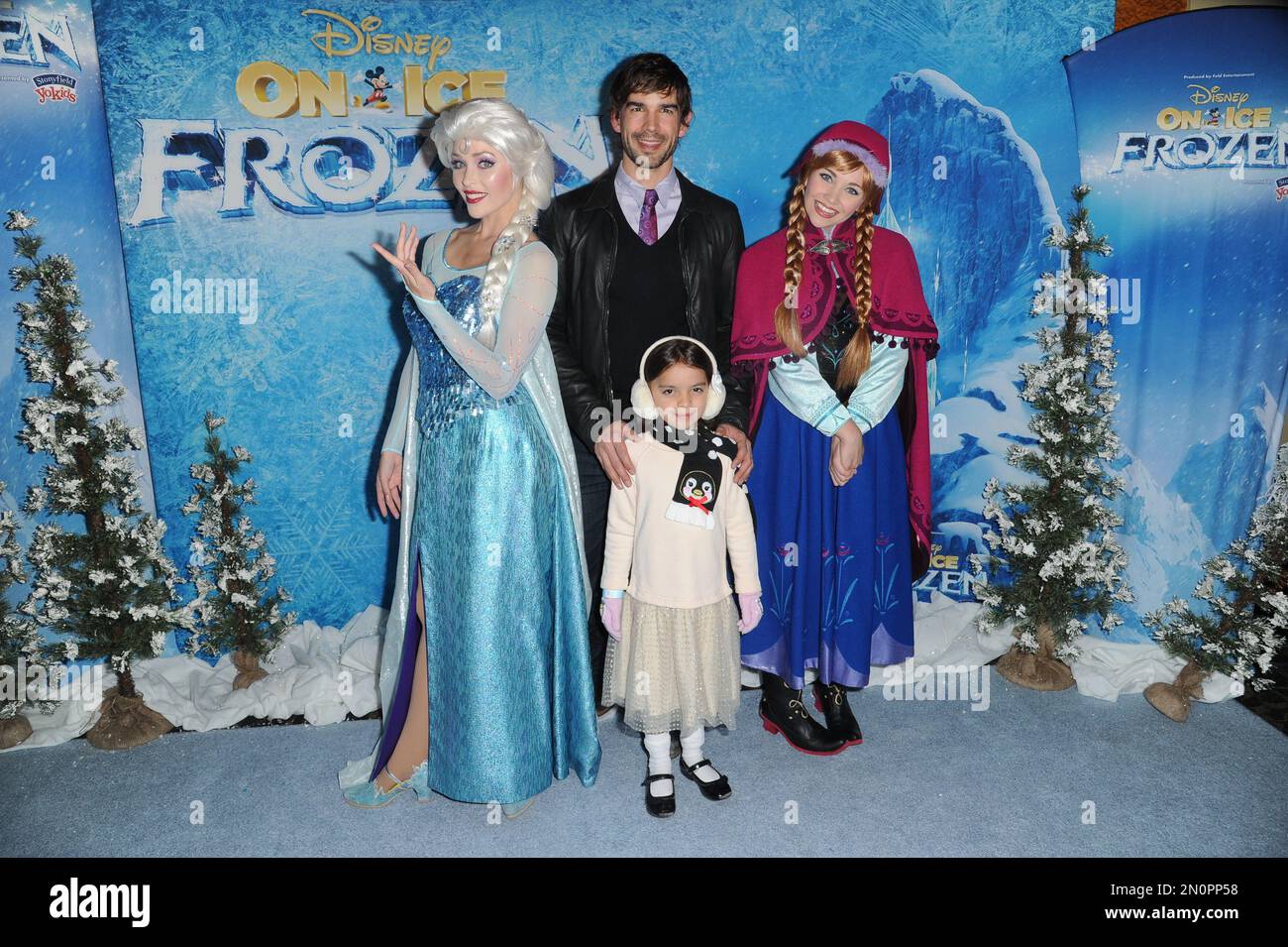Chris Gorham with daughter Alondra attend Frozen celebrity premiere ...