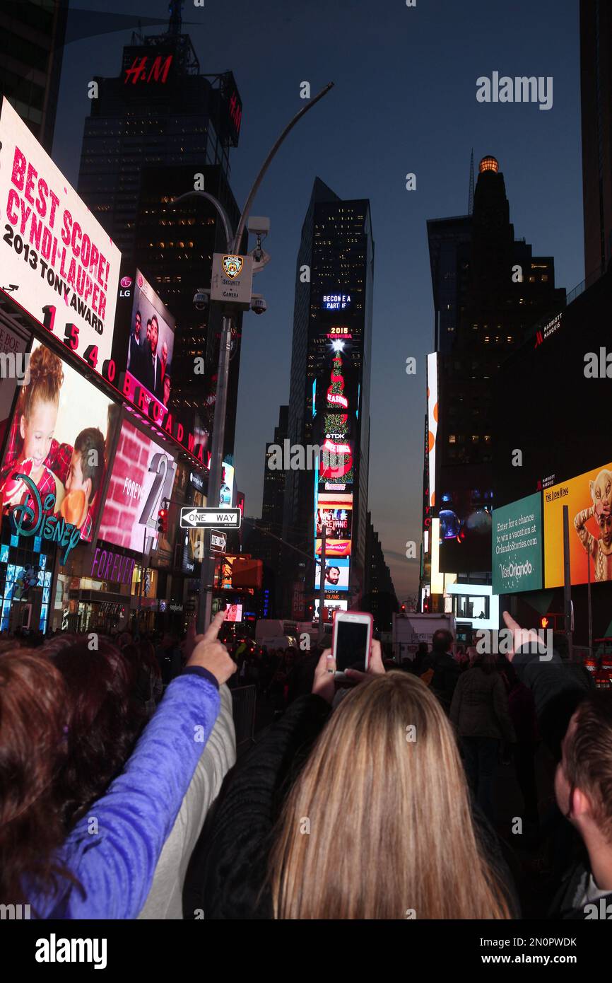 IMAGE DISTRIBUTED FOR TOSHIBA AND TDK - The world’s tallest digitally ...