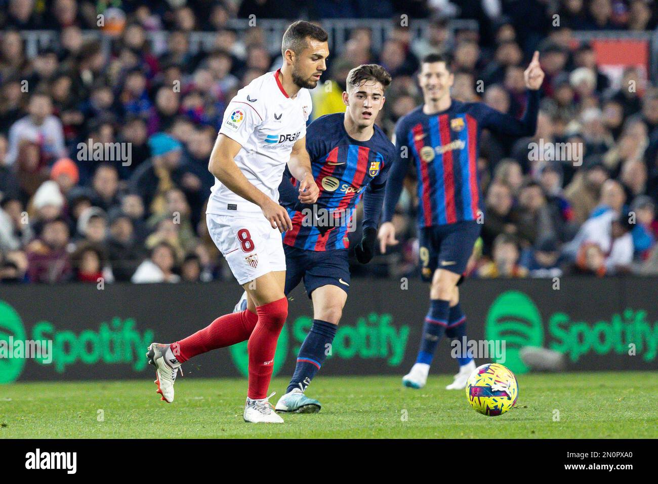 Joan Jordan of Sevilla FC during the Liga match between FC Barcelona ...