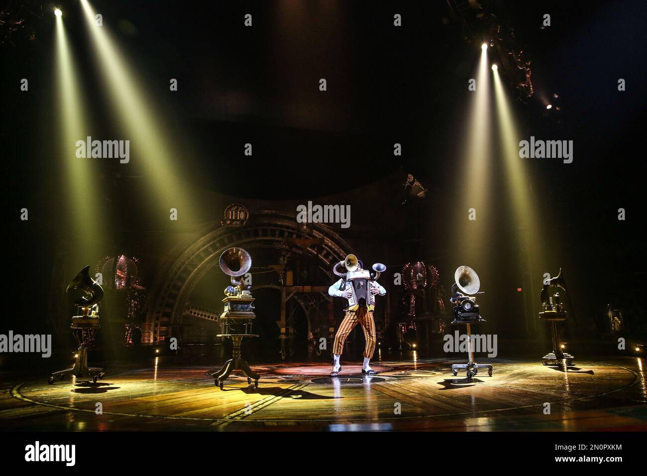 Cast members from Cirque du Soleil perform on stage during the LA ...