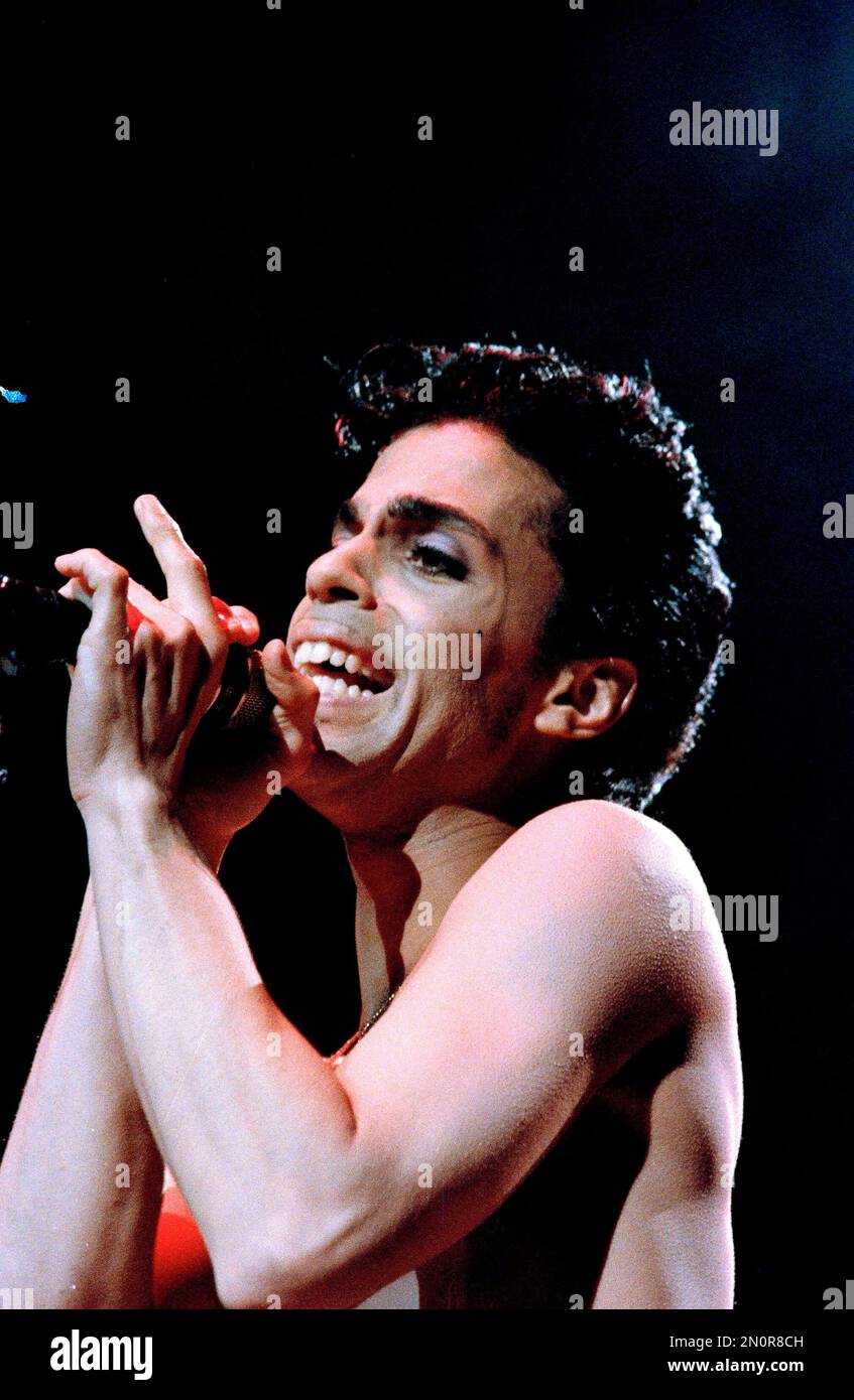 Rock singer Prince sings to a full house on the first of two nights at ...