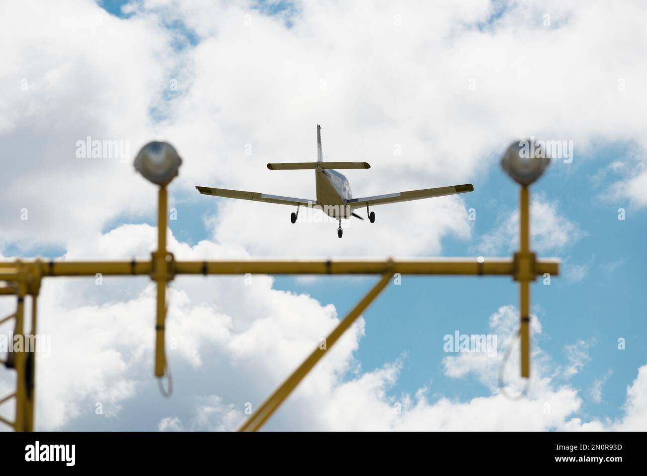 Small private light aircraft hi-res stock photography and images - Alamy